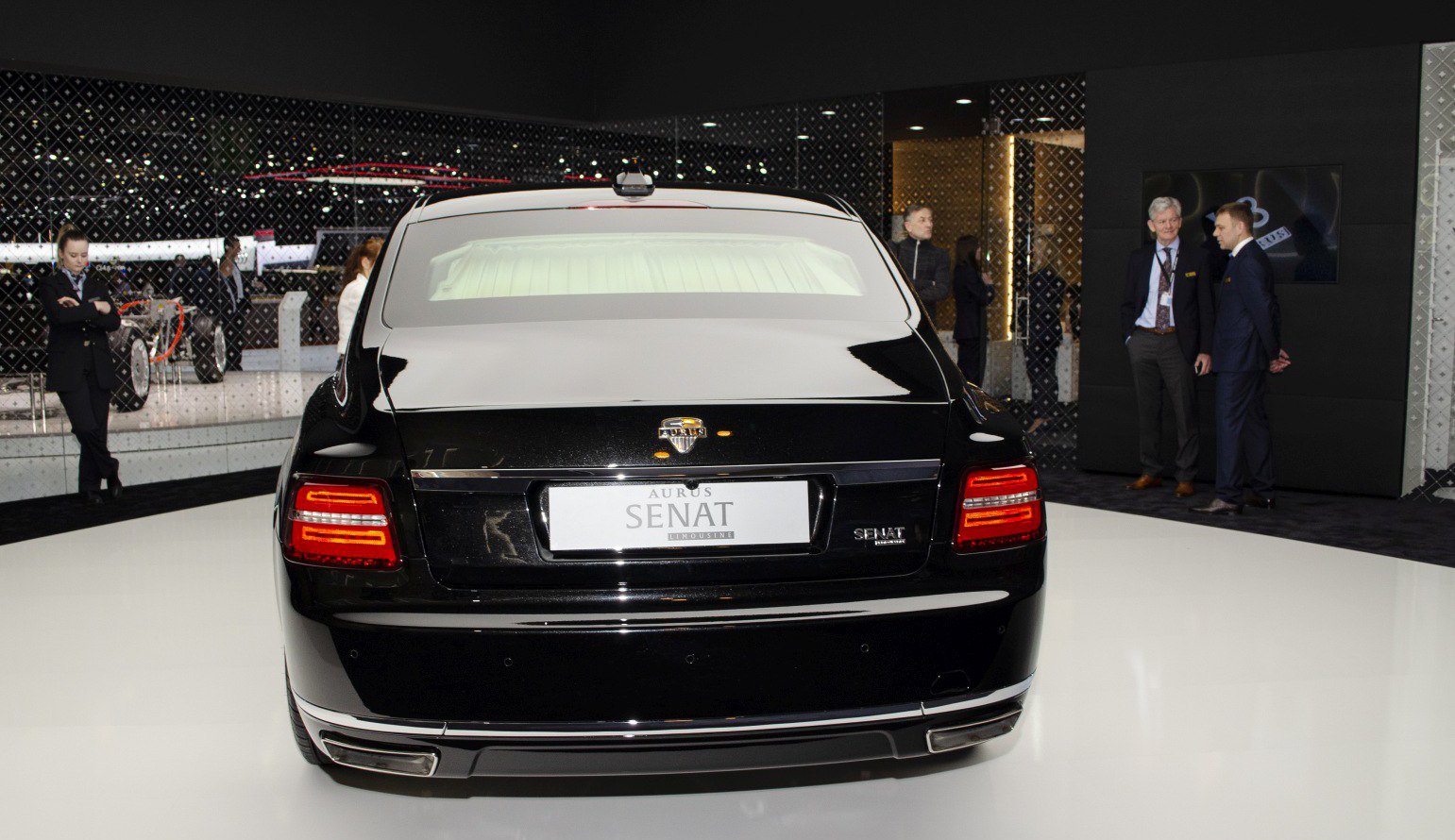 Aurus Senat technical specifications and fuel economy